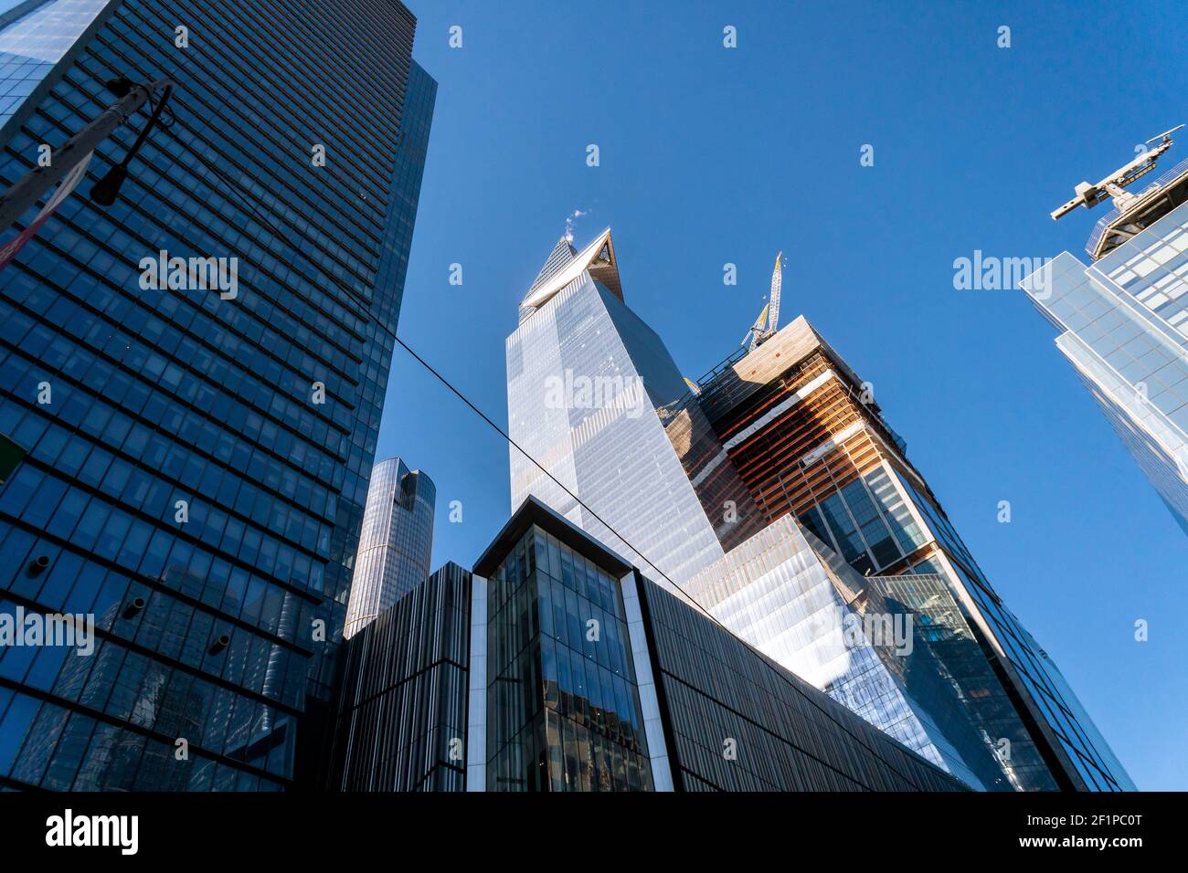 Development in Hudson Yards, including the Edge observatory, in New ...