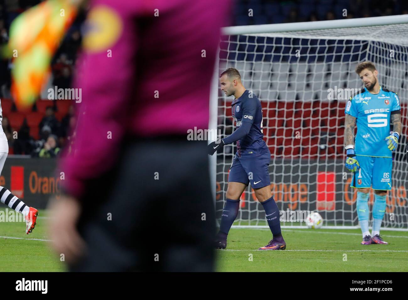 Jesé rodriguez psg hi-res stock photography and images - Alamy