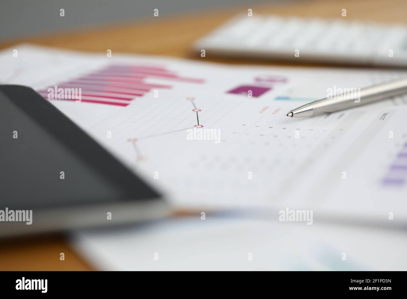 Financial document hi-res stock photography and images - Alamy