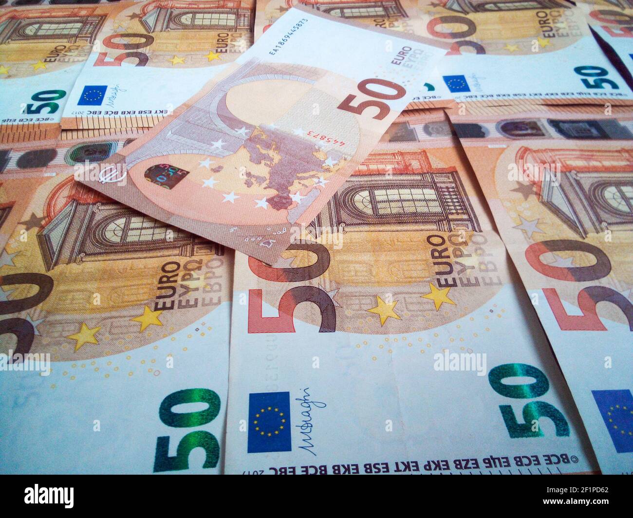 European 50 euro banknotes Stock Photo - Alamy