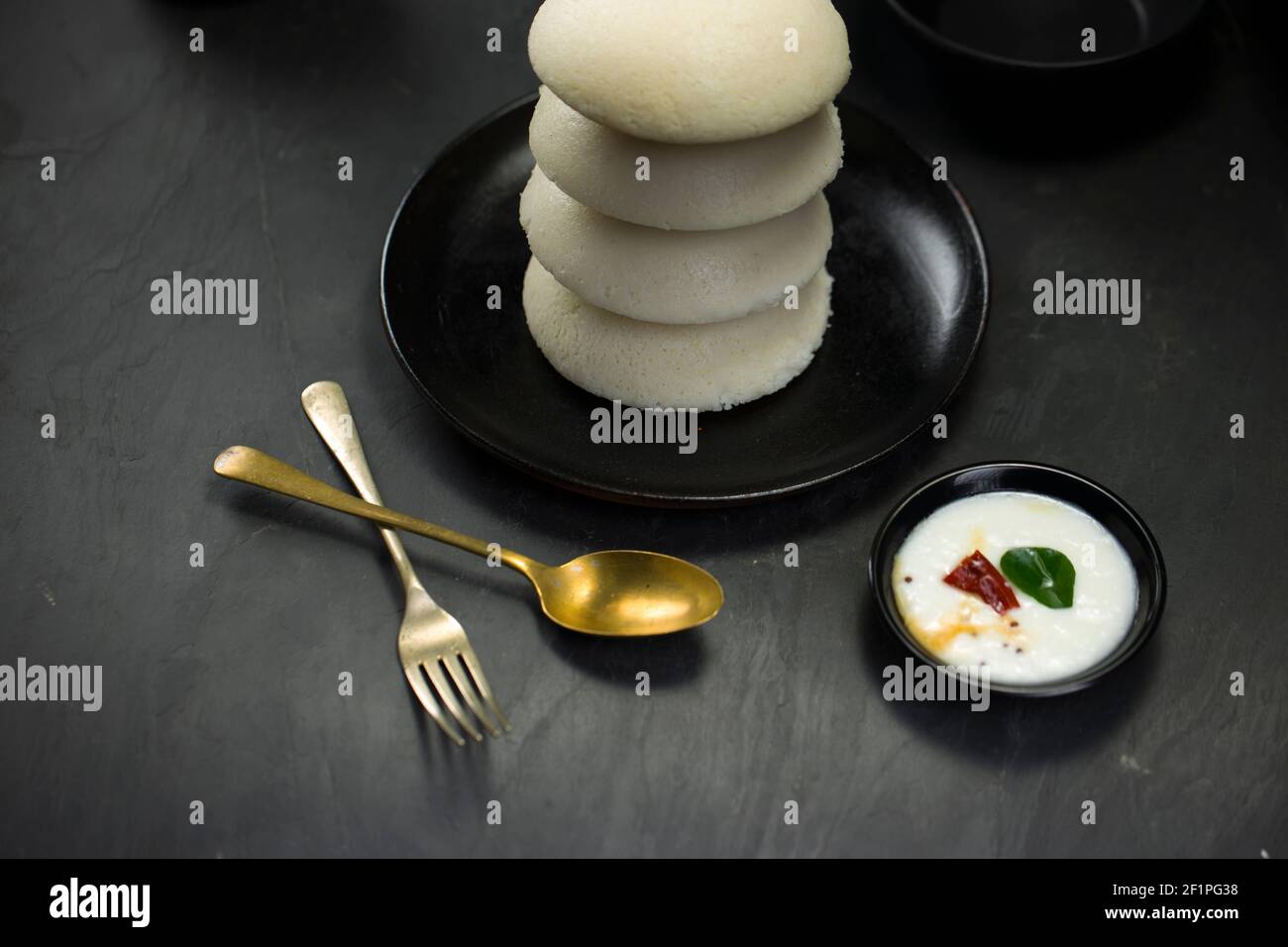 Idly in plate hi-res stock photography and images - Alamy