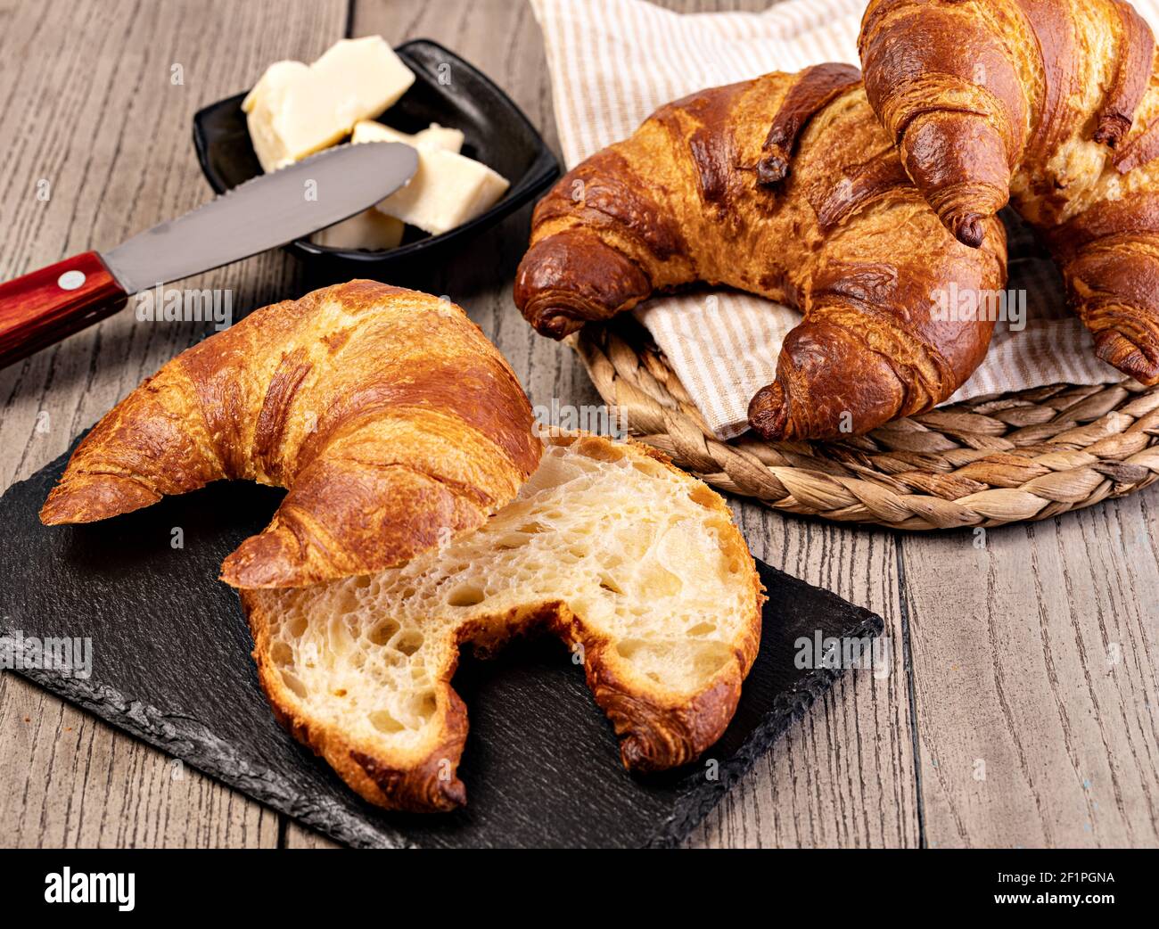 Bread and butter cafe hi-res stock photography and images - Alamy