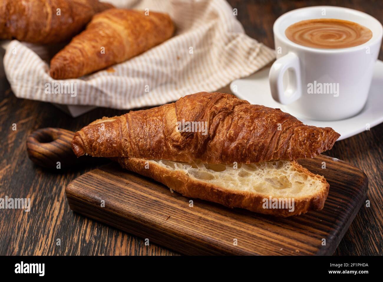 Fresh morning bake hi-res stock photography and images - Alamy