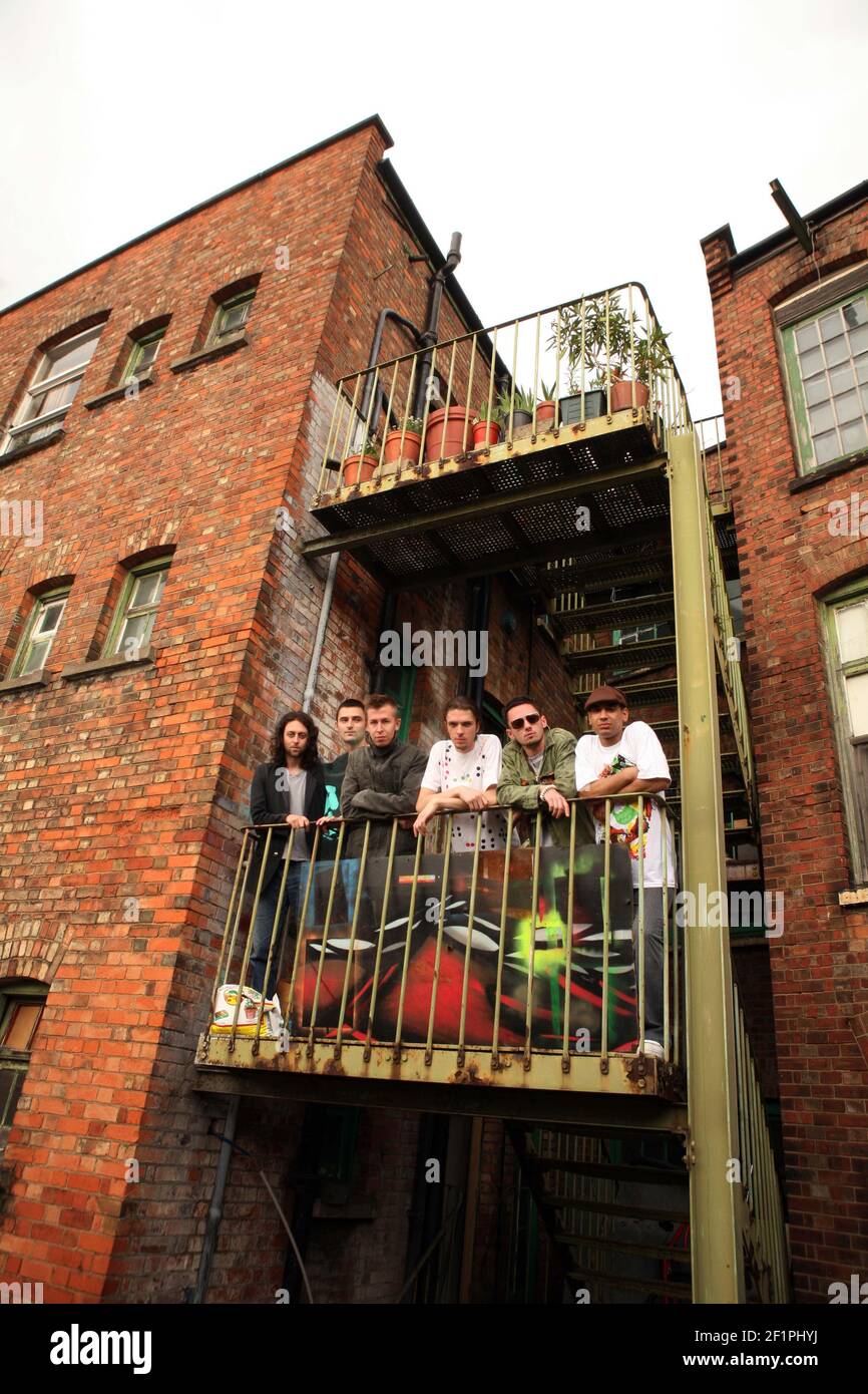 Elmore Judd.... (l to r) Chris Morphitis, Louis Slipperz,Leon de ...