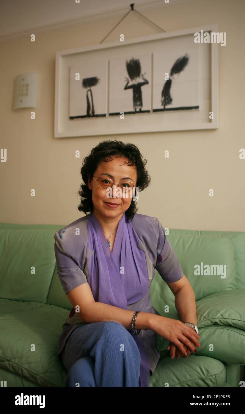 Xinran hi-res stock photography and images - Alamy