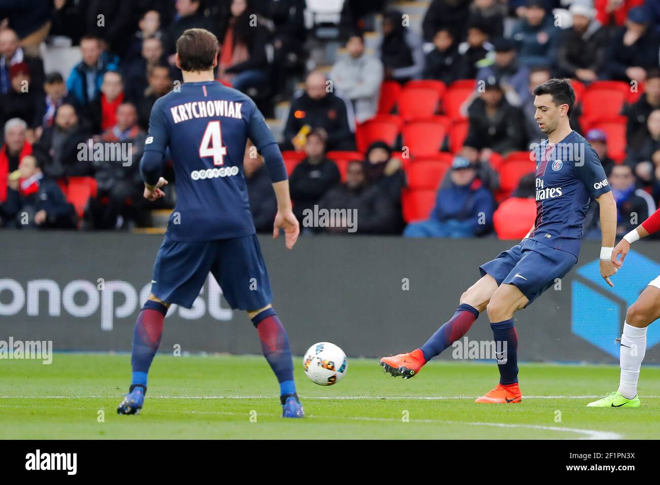 Krychowiak psg hi-res stock photography and images - Alamy