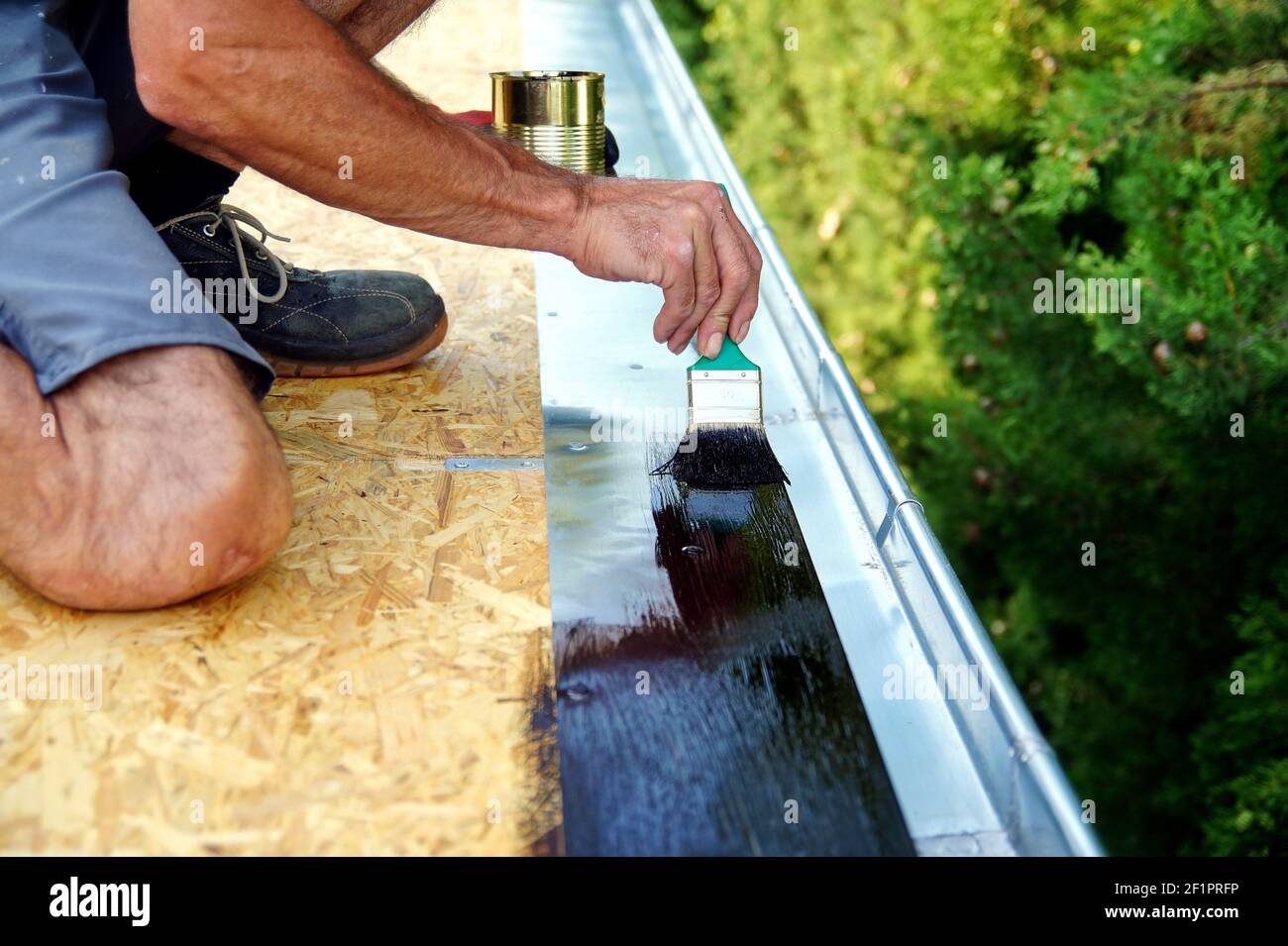 Bitumen Paint High Resolution Stock Photography and Images - Alamy