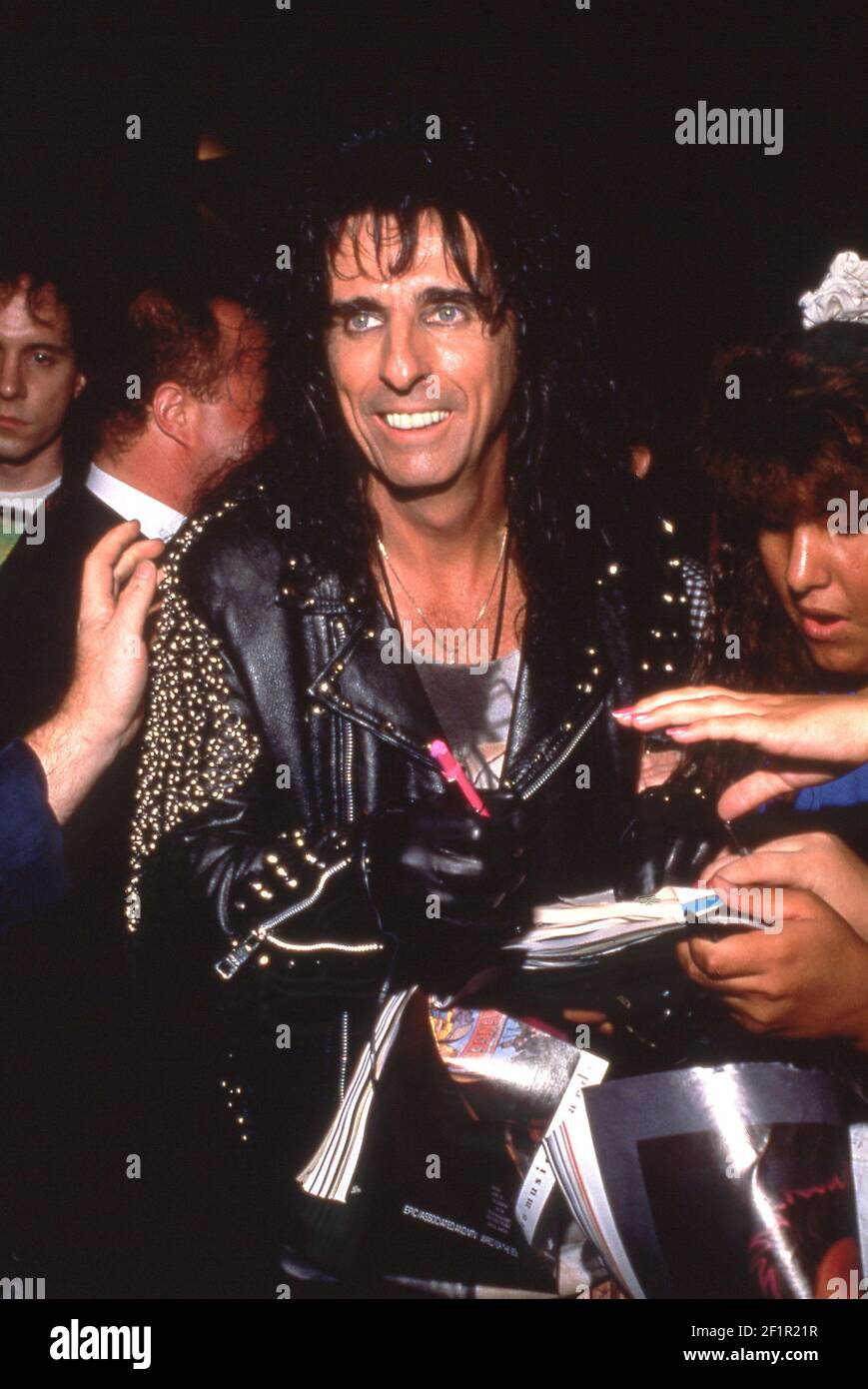 Alice Cooper at the 17th Annual American Music Awards at Shrine ...