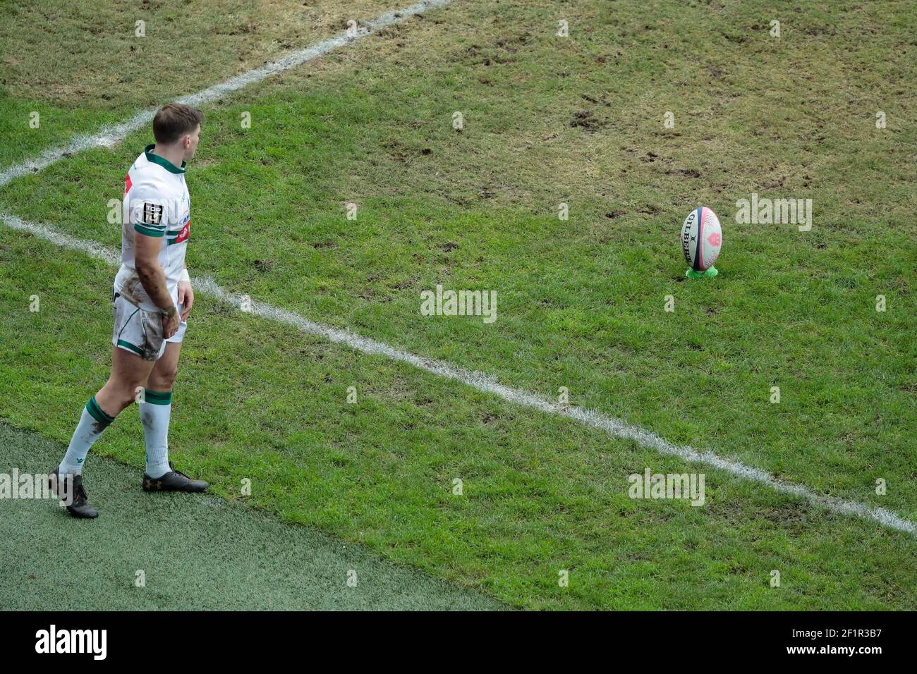 Colin Slade (Section Paloise - PAU) at transformation during the French ...