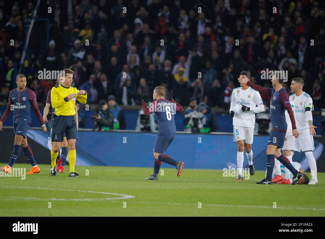 Kylian mbappe psg yellow hi-res stock photography and images - Alamy