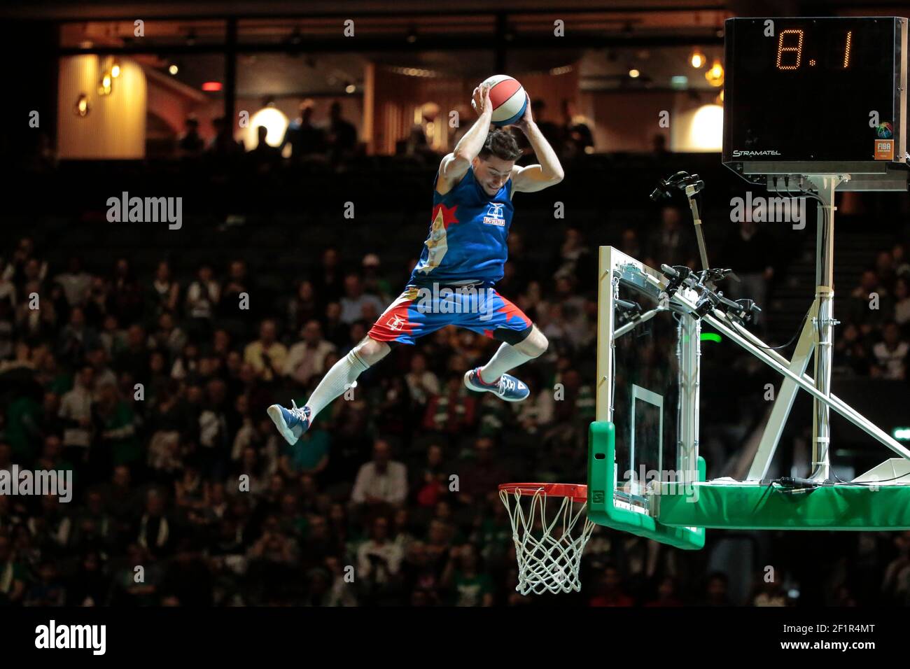 Crazy dunkers hi-res stock photography and images - Alamy