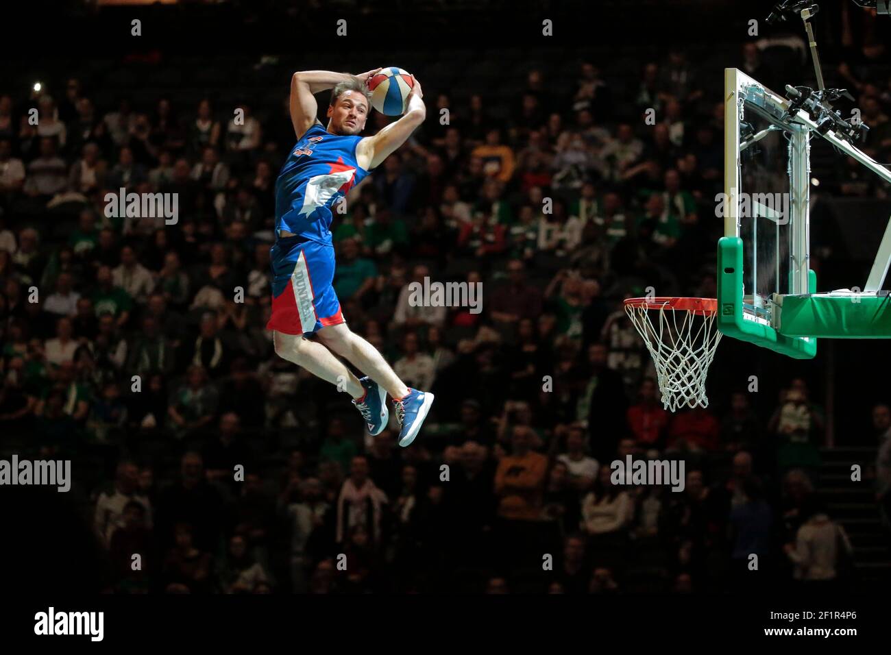 Crazy dunkers hi-res stock photography and images - Alamy