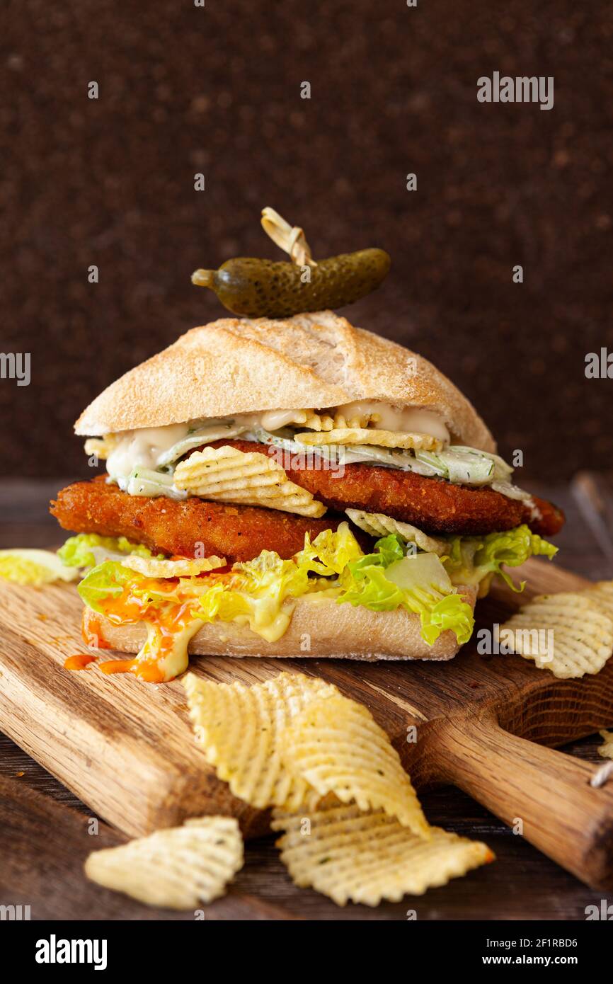 Chicken schnitzel sandwich hi-res stock photography and images - Alamy