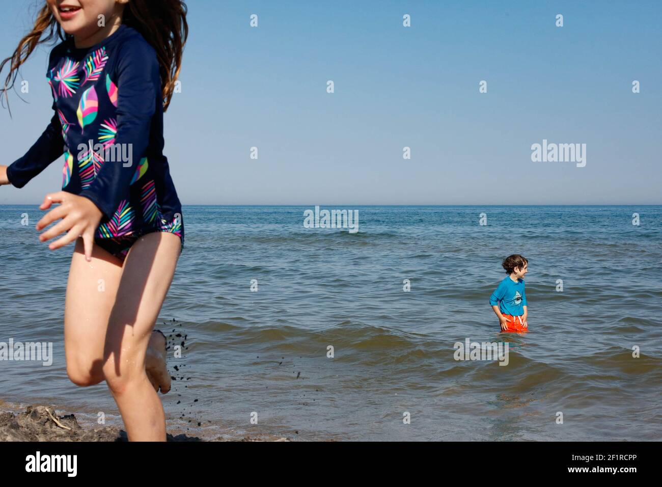Kis kids hi-res stock photography and images - Alamy