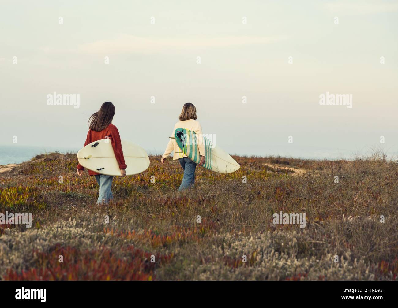Surf walk hi-res stock photography and images - Alamy