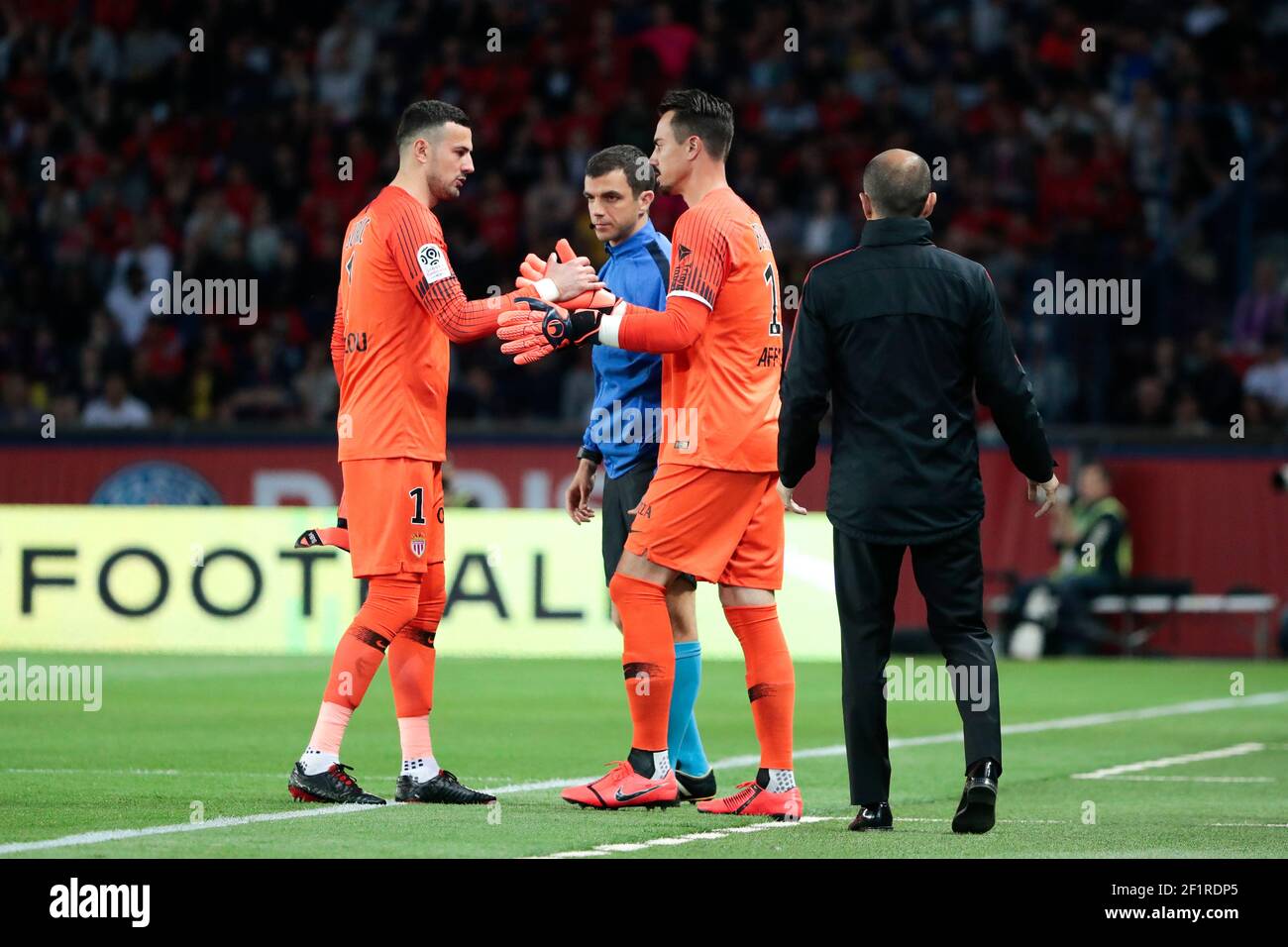 Danijel SUBASIC (AS Monaco) left the game because he is wounded in the ...