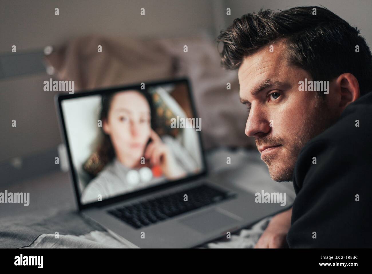 Zoom app man on screen hi-res stock photography and images - Alamy