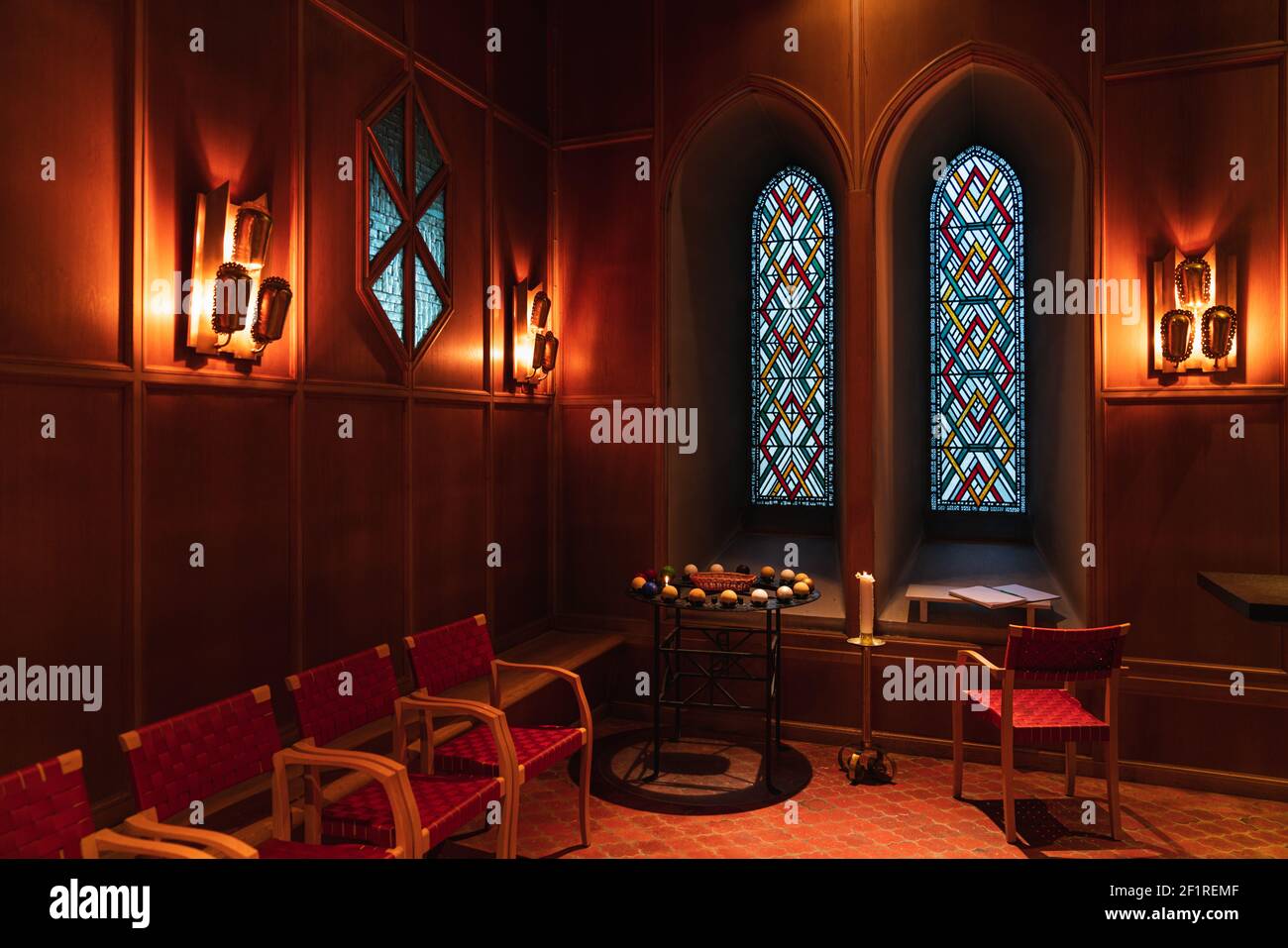 Cultist hi-res stock photography and images - Alamy