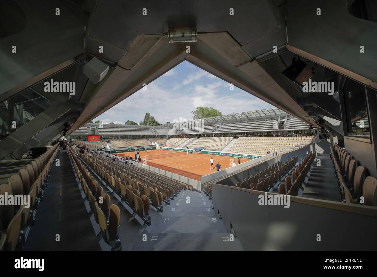 Illustration of Simonne-Mathieu Court during the Roland-Garros 2019 ...