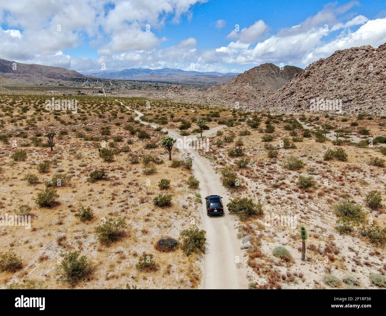 Car driving desert landscape hi-res stock photography and images - Alamy