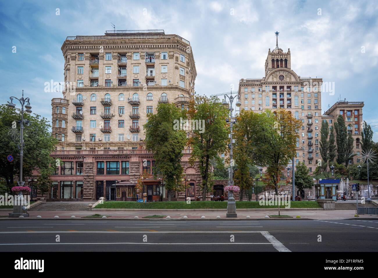 Soviet style buildings hi-res stock photography and images - Alamy