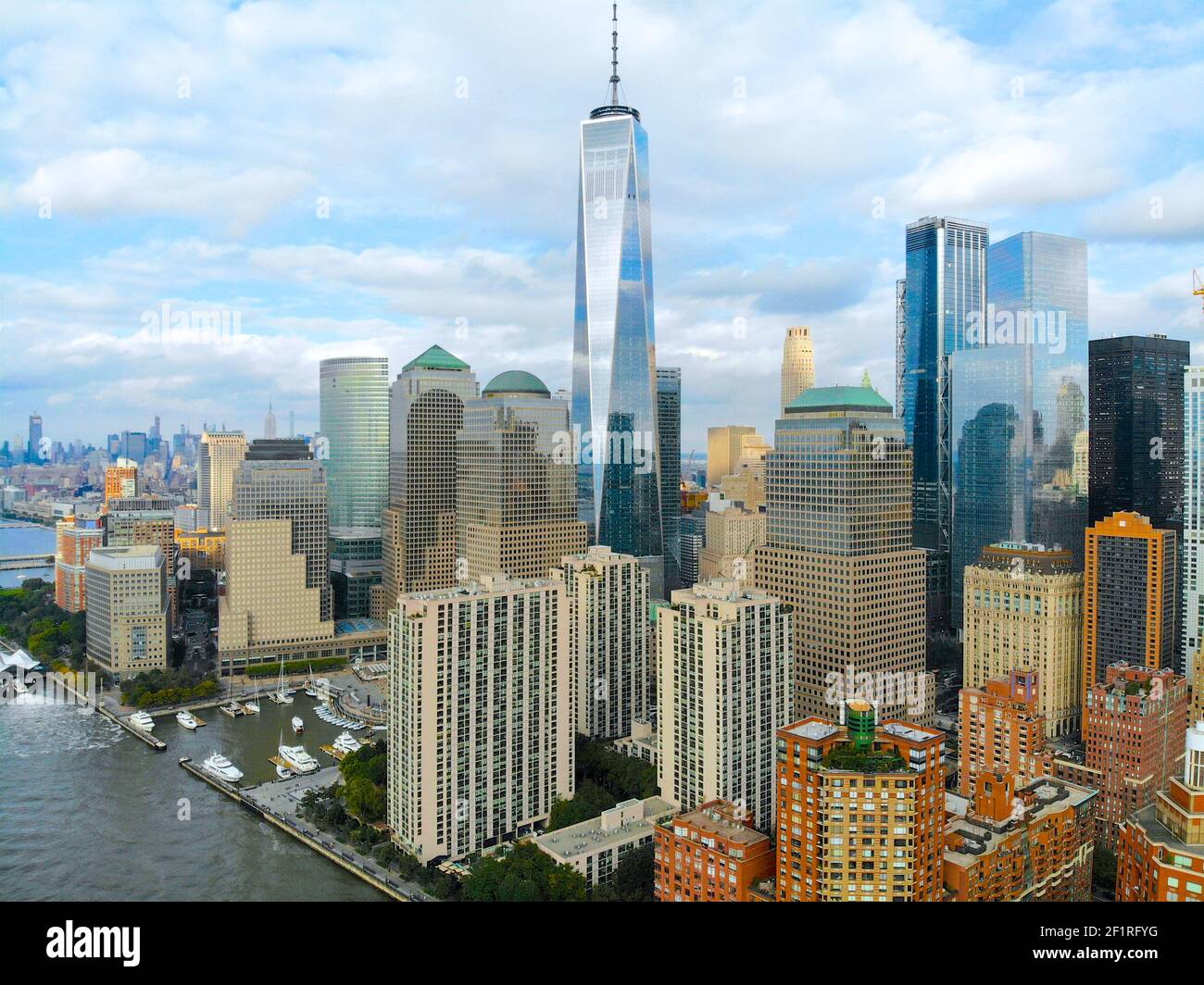 World trade center skyline panoramic hi-res stock photography and ...