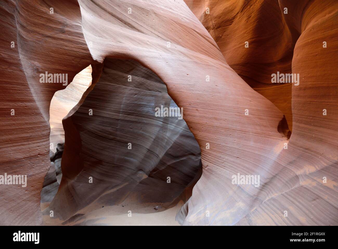 Eroded sandstone arch, Lower Antelope Canyon, Hasdestwazi, LeChee ...