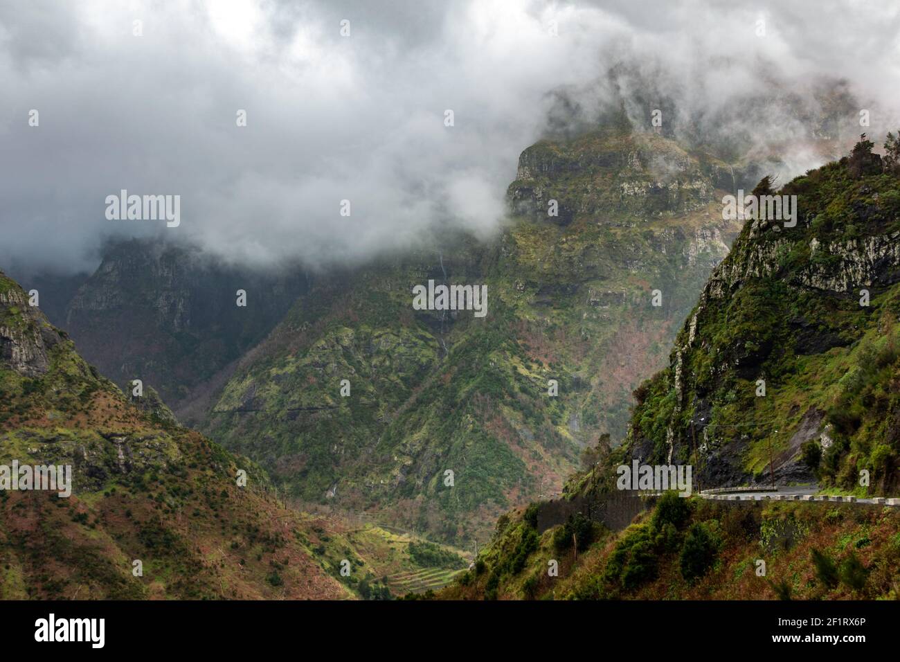 Clouds in madeira hi-res stock photography and images - Alamy