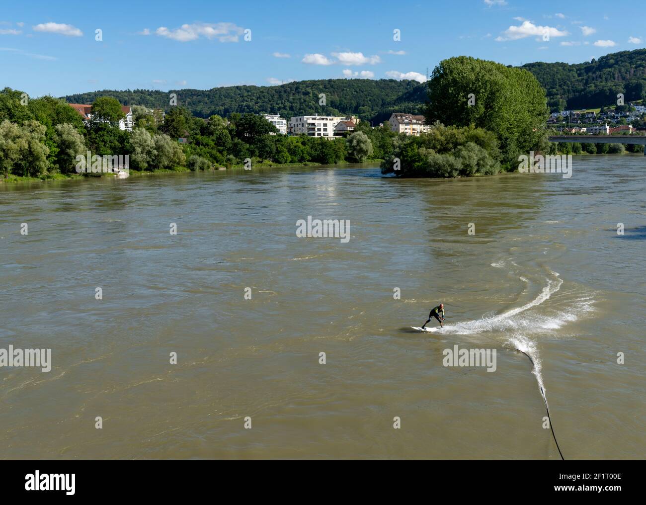 Bungee surf hi-res stock photography and images - Alamy