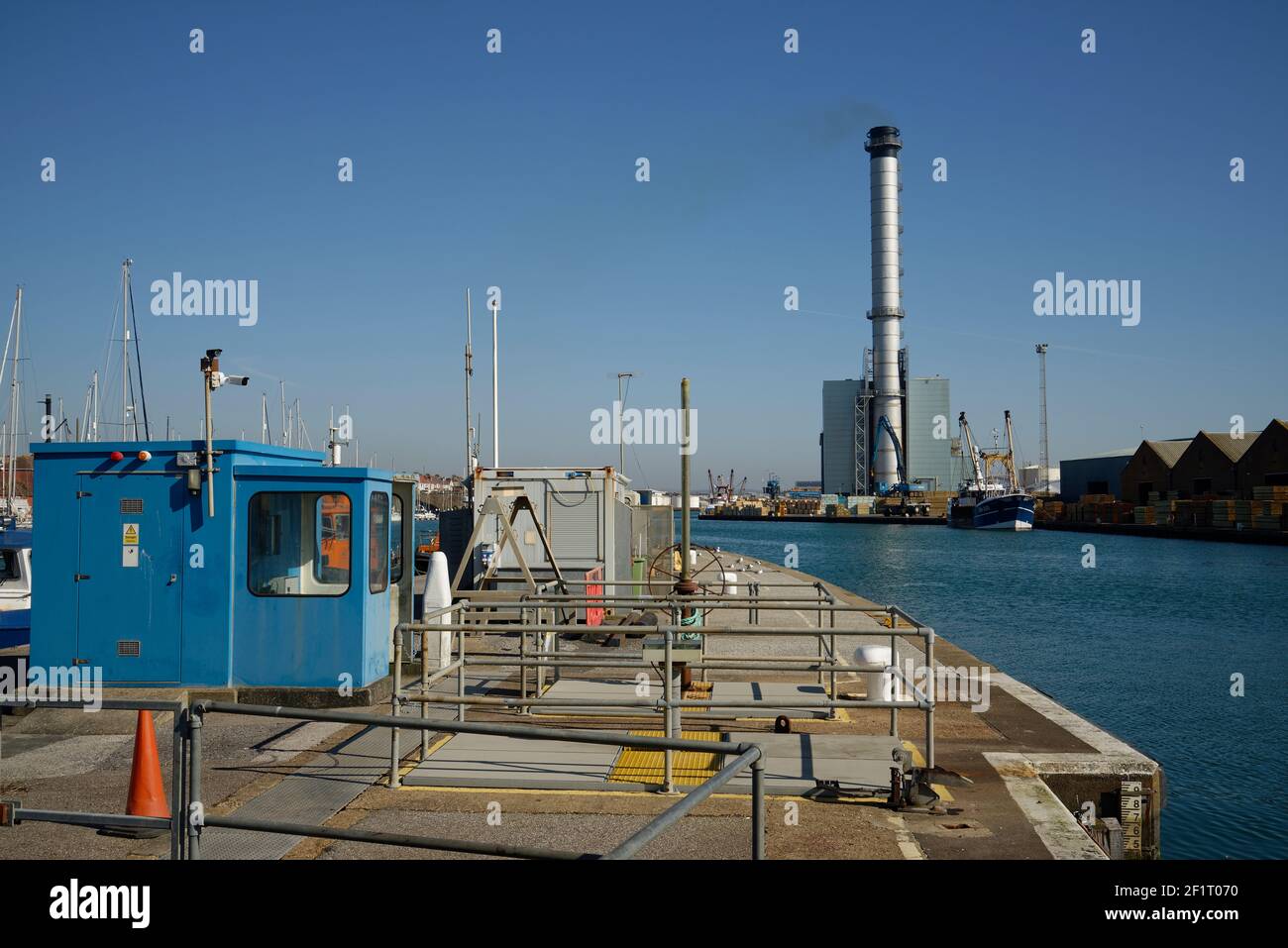 Portslade station hi-res stock photography and images - Alamy