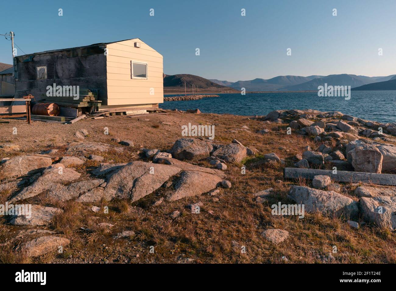 Permafrost house hi-res stock photography and images - Alamy