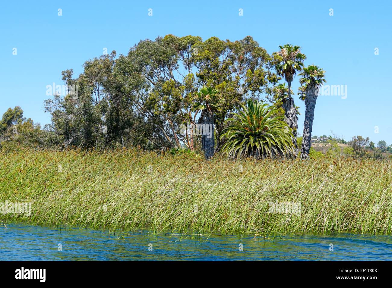 Miramar reservoir in the Scripps Miramar Ranch community, San Diego ...
