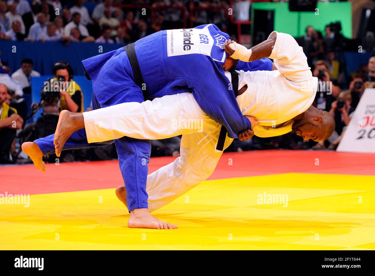 Teddy riner judo world 2011 hi-res stock photography and images - Alamy