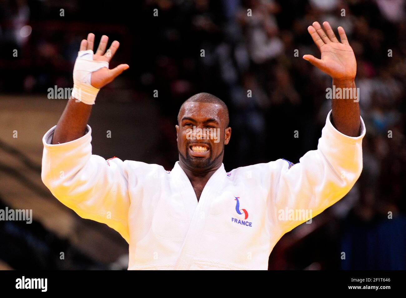 Teddy riner judo world 2011 hi-res stock photography and images - Alamy