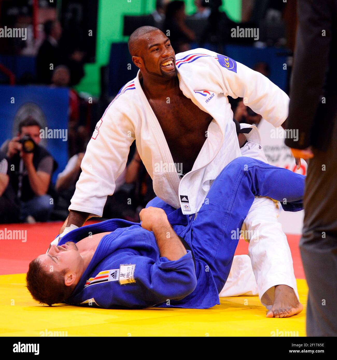 Teddy riner judo world 2011 hi-res stock photography and images - Alamy