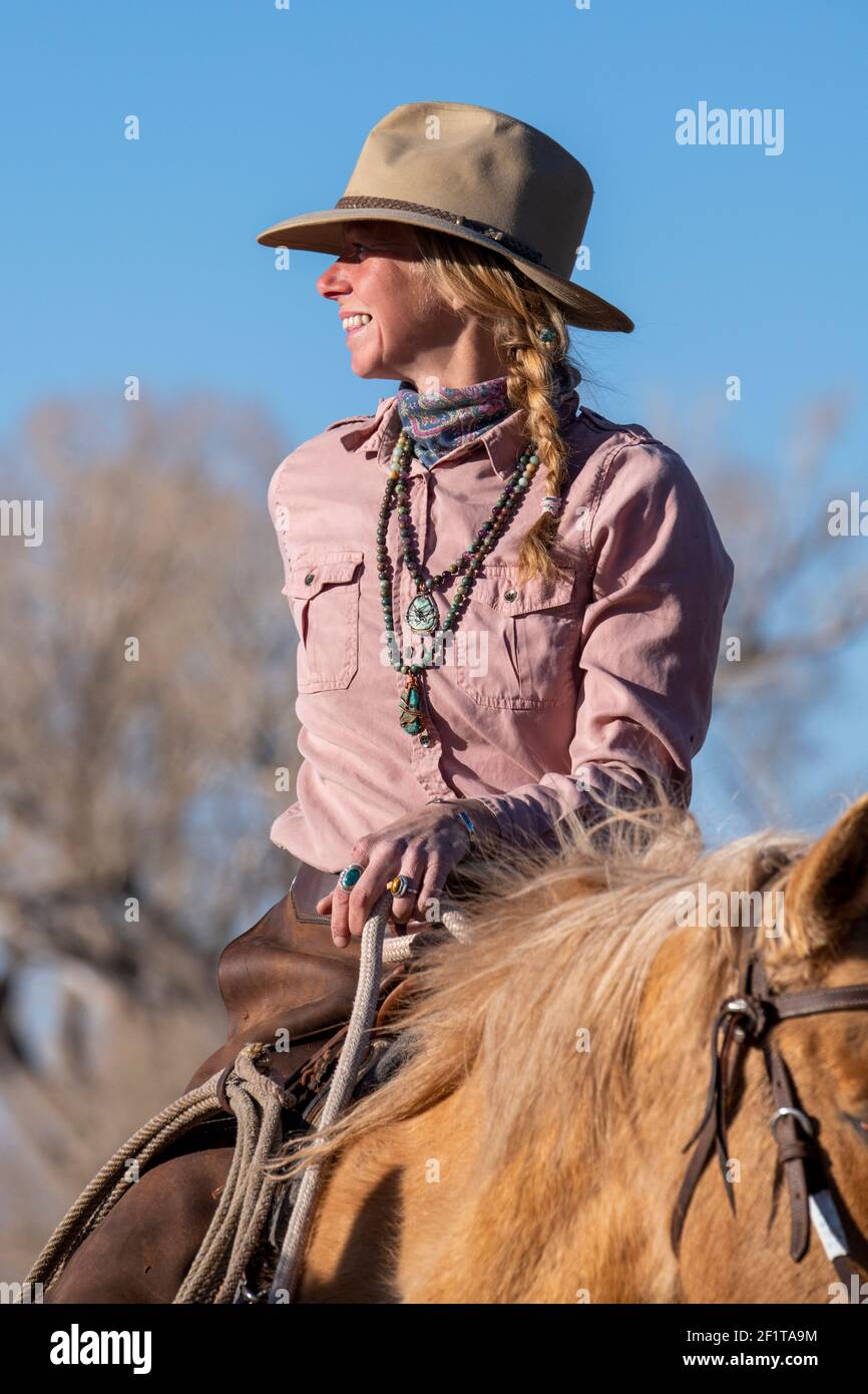 USA, Colorado, Custer County, Westcliffe, Music Meadows Ranch. Female ...
