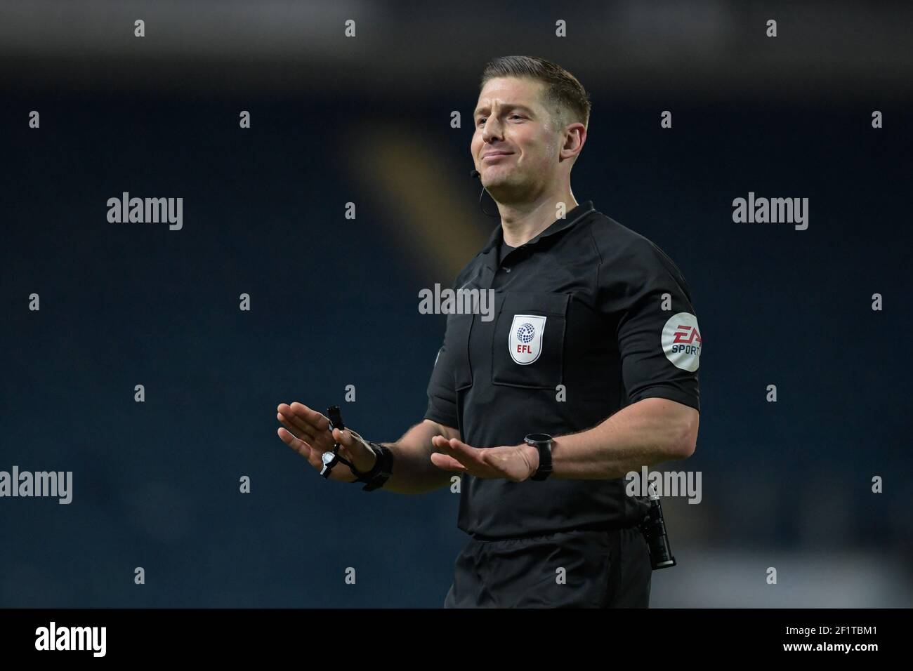 Robert jones referee hi-res stock photography and images - Alamy
