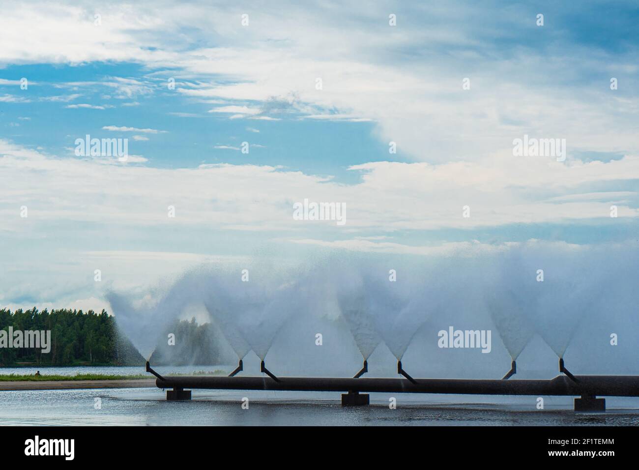 Nuclear power plant cooling pool hi-res stock photography and images ...