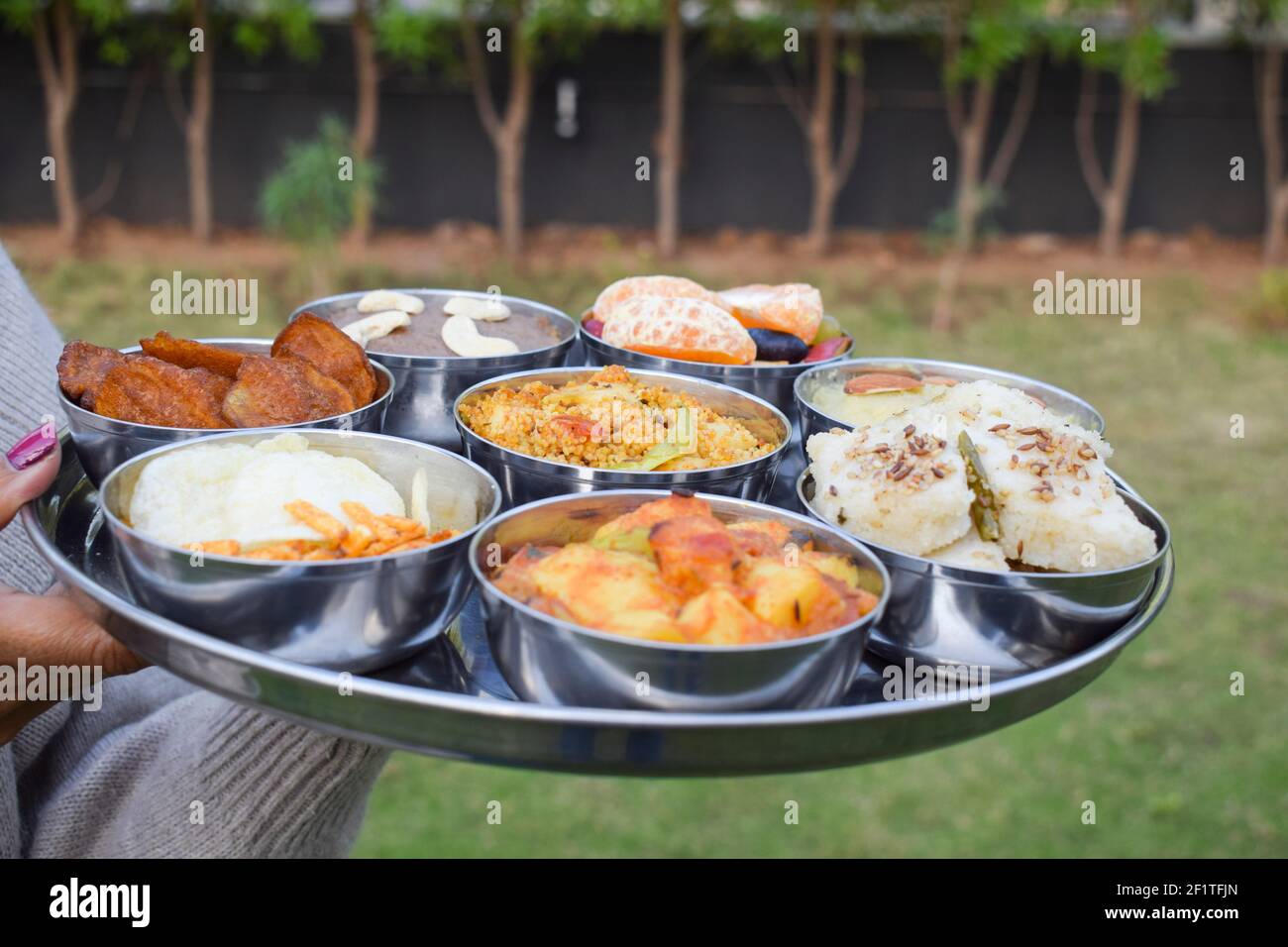 Gujarati thali hi-res stock photography and images - Alamy