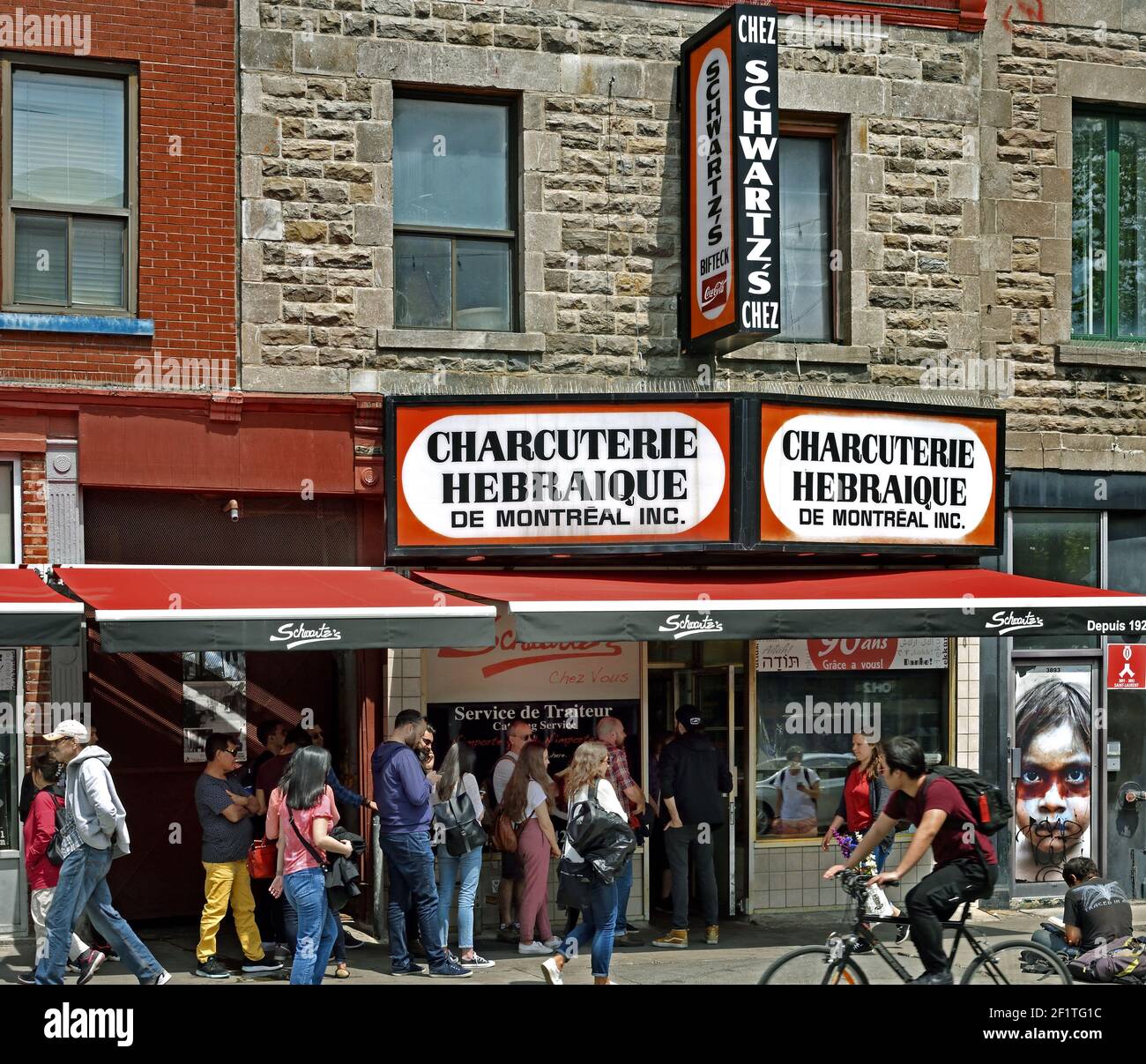 Montreal schwartz's deli hi-res stock photography and images - Alamy