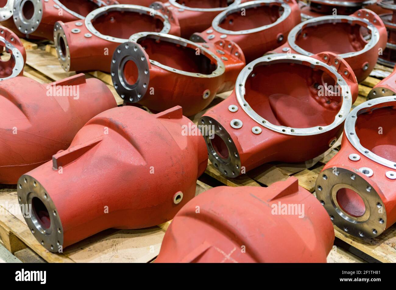 Differential axle hi-res stock photography and images - Alamy