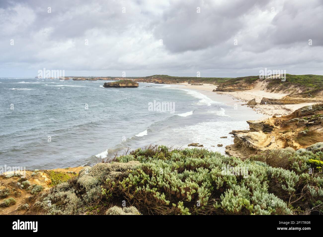 Great ocean road rock hi-res stock photography and images - Alamy