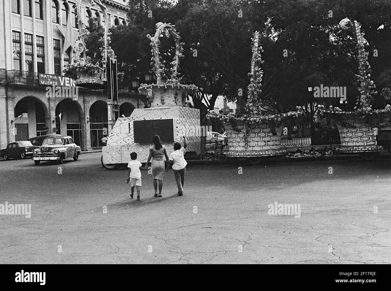 Floats after the carnaval, Havana (Cuba : Province), Havana (Cuba ...