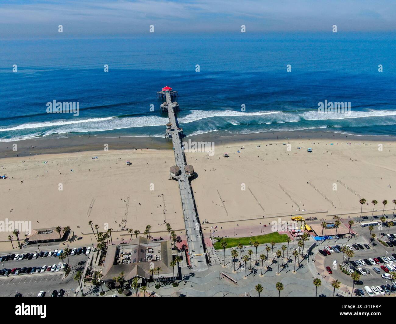 Huntington beach tourism hi-res stock photography and images - Alamy