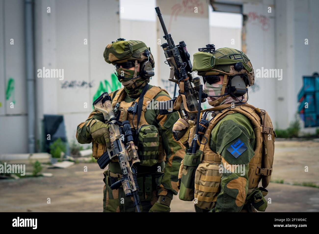 The special forces soldiers on a military training Stock Photo - Alamy
