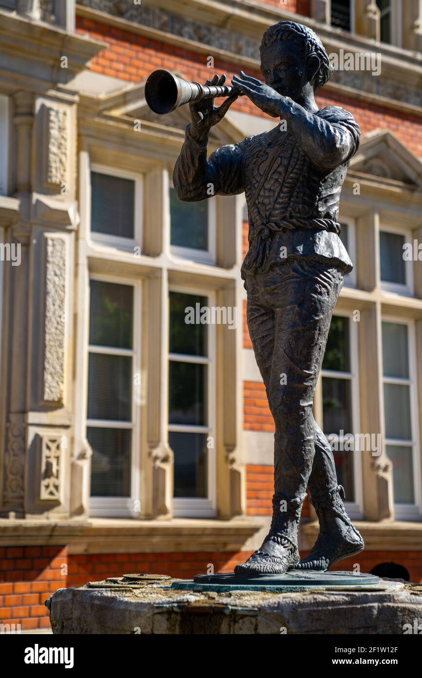 Pied piper artwork hi-res stock photography and images - Alamy