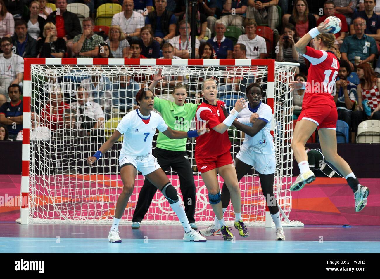 Linn kristin hi-res stock photography and images - Alamy