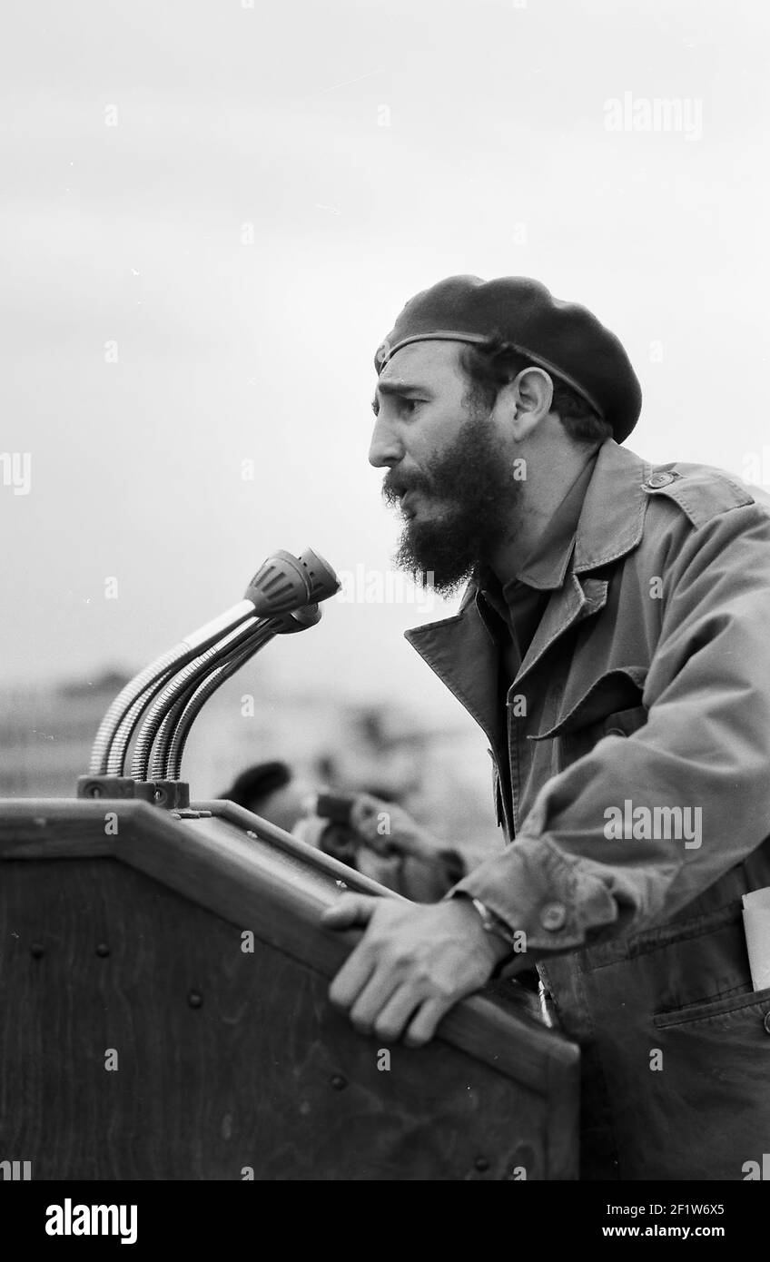 Fidel Castro at microphone, military parade, Havana (Cuba : Province ...