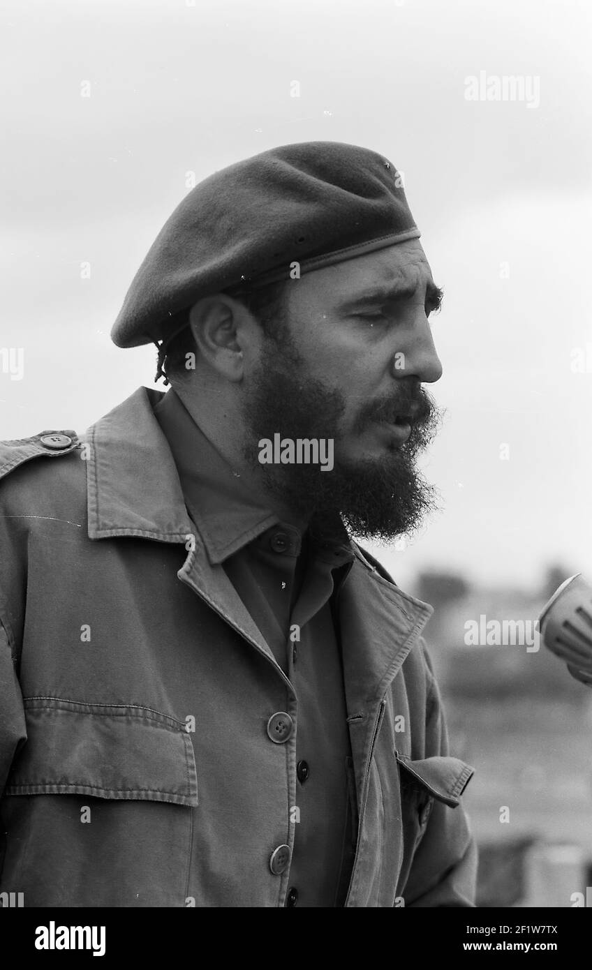 Close-up of Fidel Castro at military parade, Havana (Cuba : Province ...