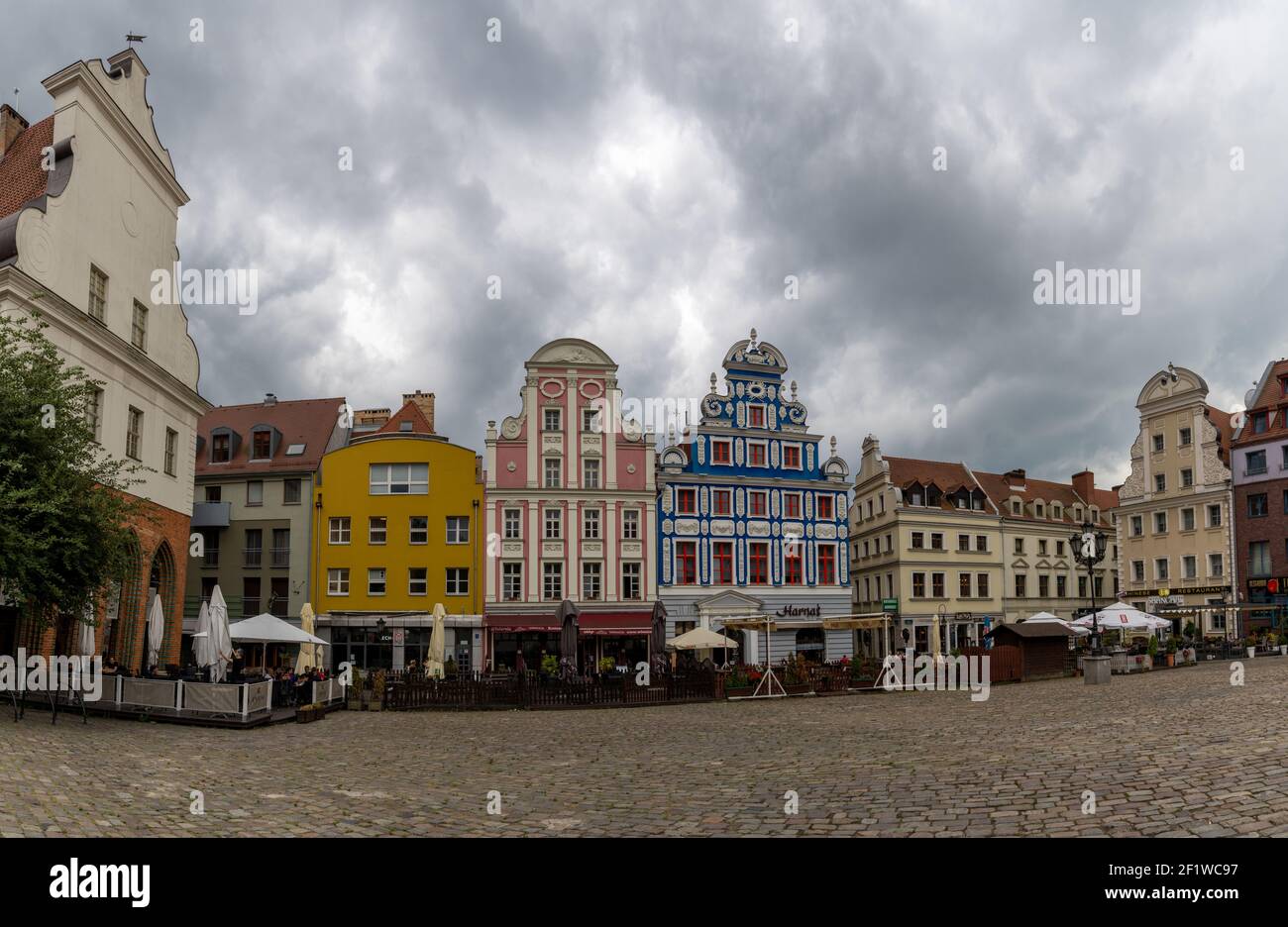 Old city town hall szczecin hi-res stock photography and images - Alamy